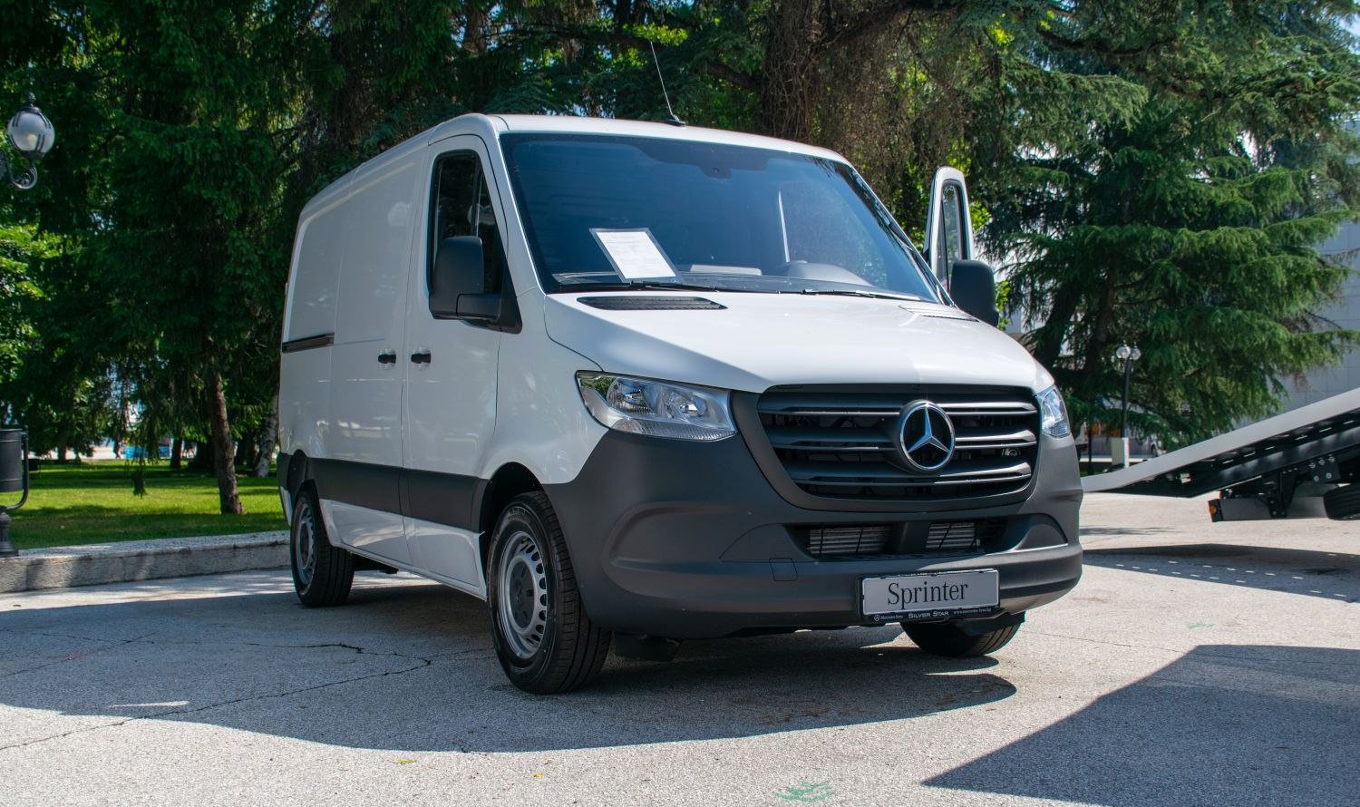 Mercedes-Benz Sprinter technical specifications and fuel economy